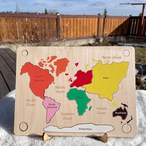 Wooden World Puzzle Map | Montessori Continent Map - Etsy