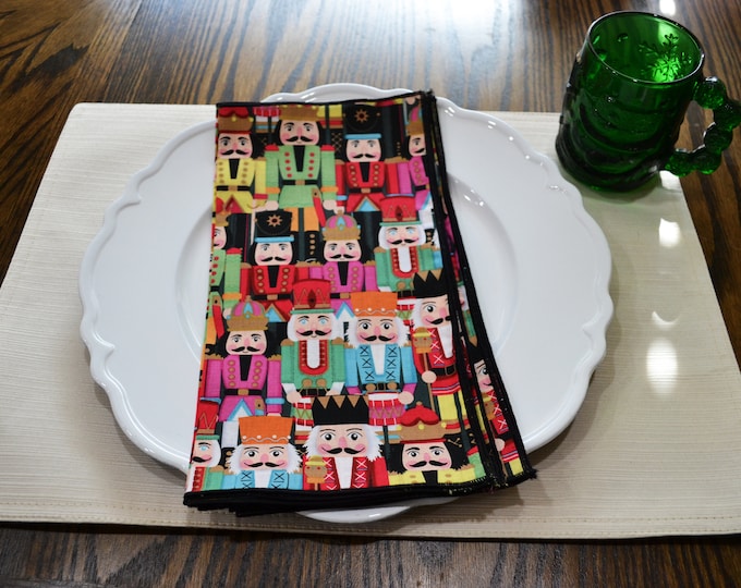 Nutcracker Cloth Napkins, Christmas Cloth Napkins, Reusable Cloth ...