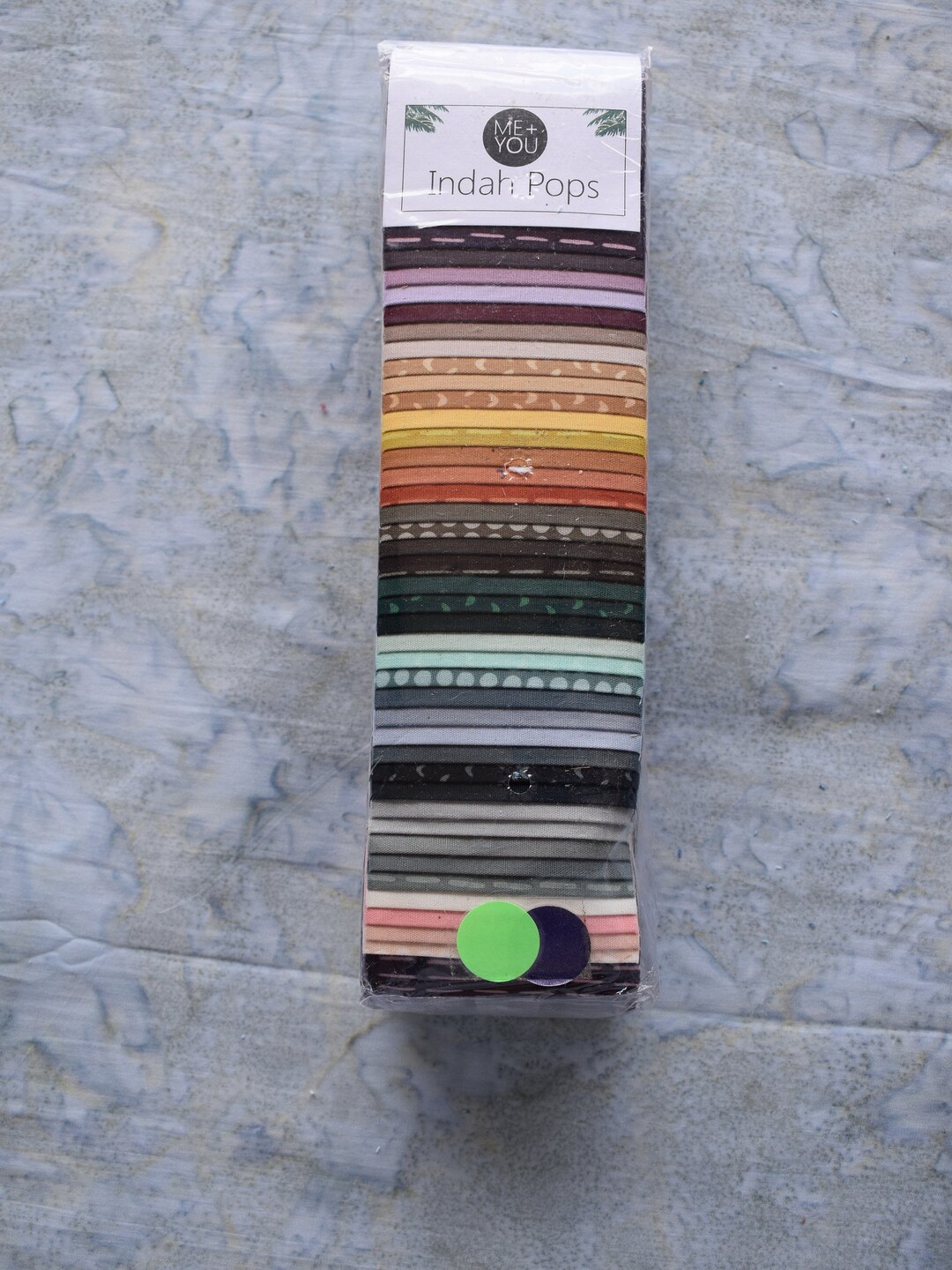 Hoffman Indah Bali Pops Precut 2 1/2 Strips MYBP-637 Plain Collection ...