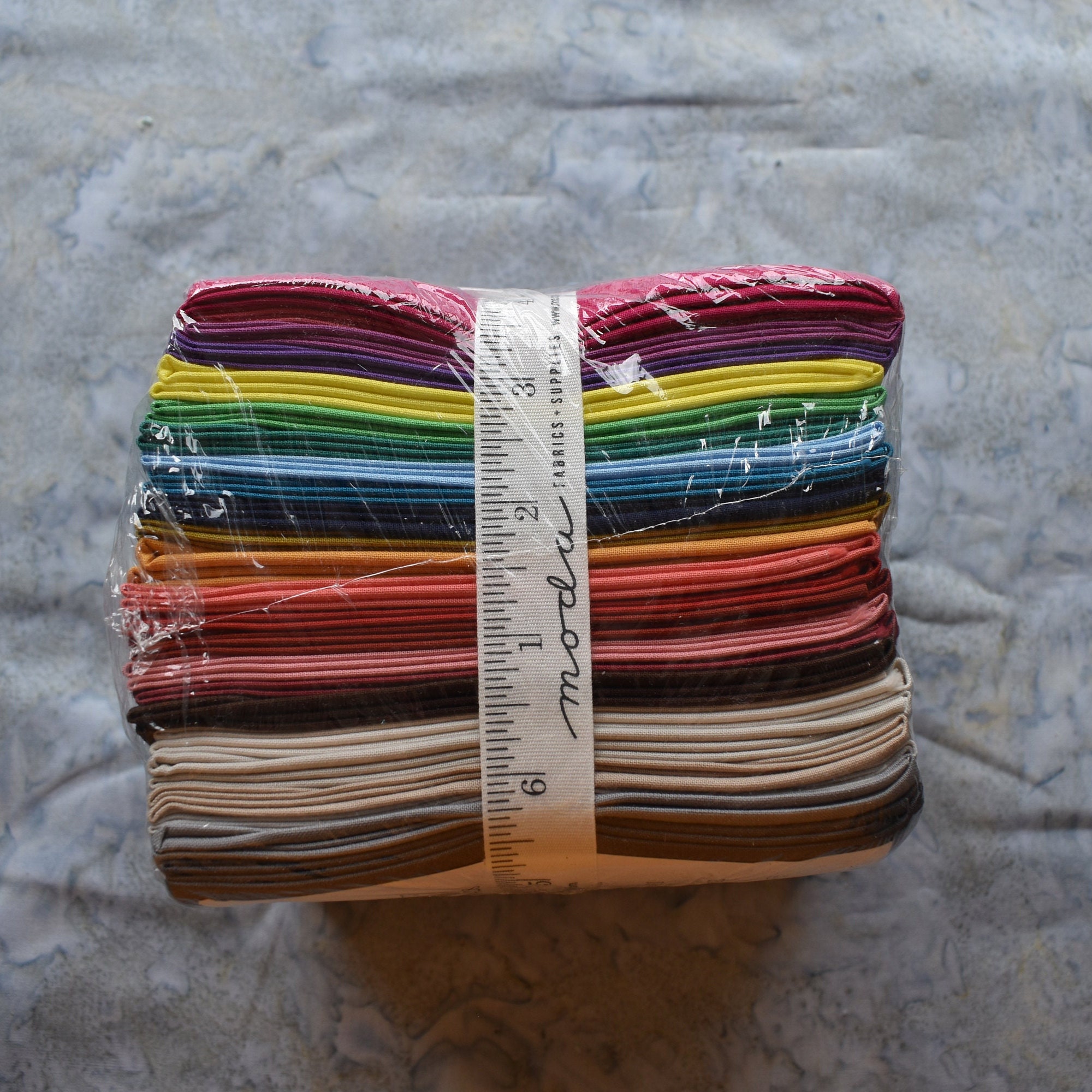 Moda Fat Quarter Bundles Bella Solids Collection 24 Fat Quarters - Etsy