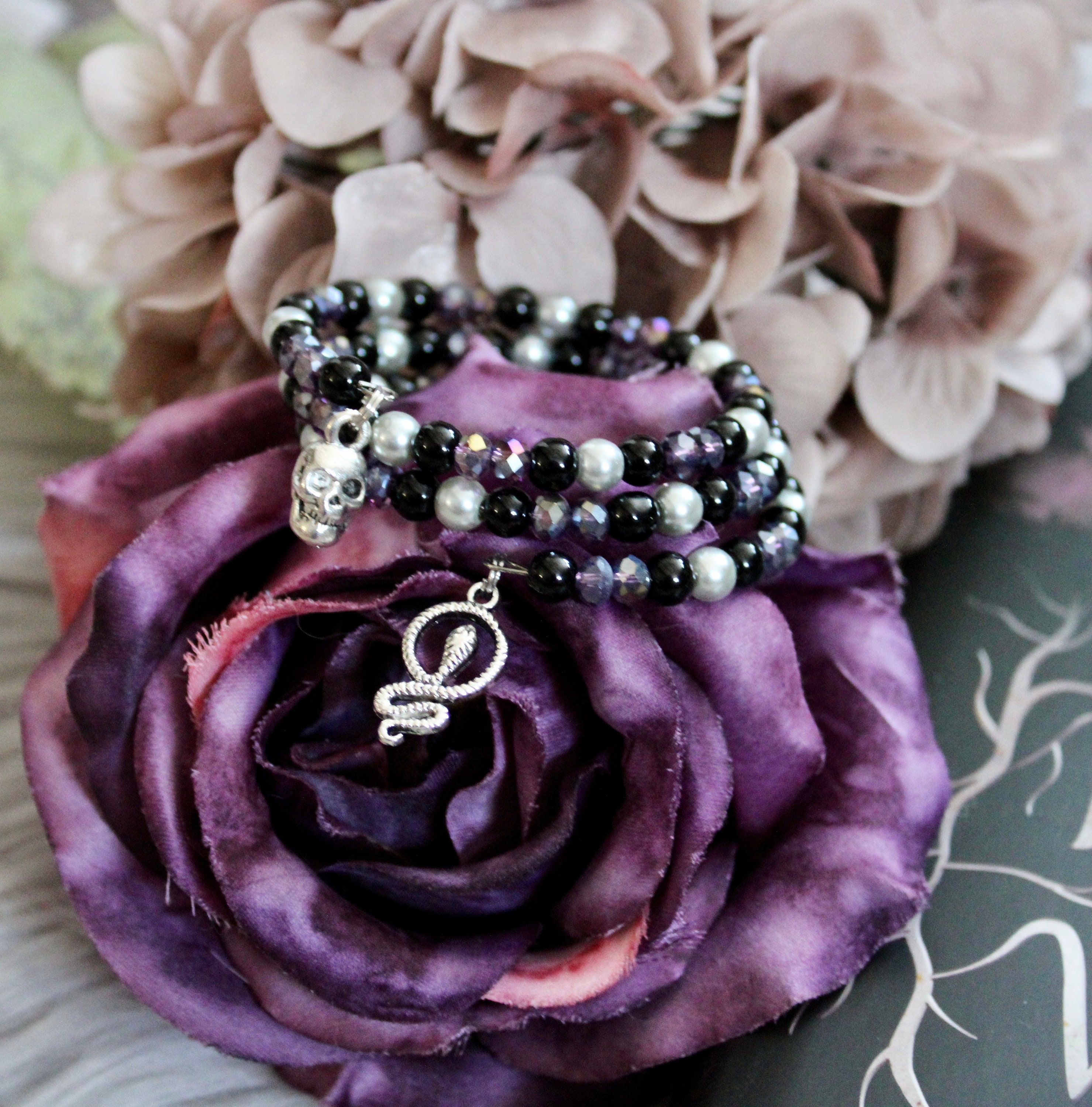 Wicked Serpent & Skull Infinity Wrap Pulsera | Etsy