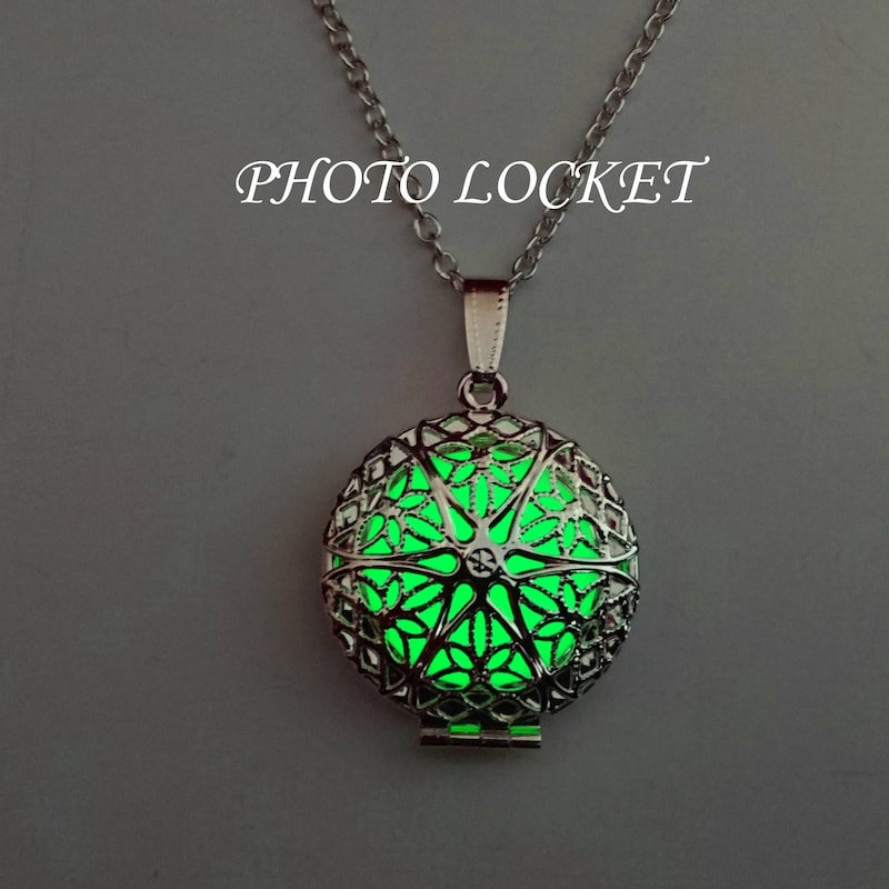 Glow in the Dark Locket - Etsy