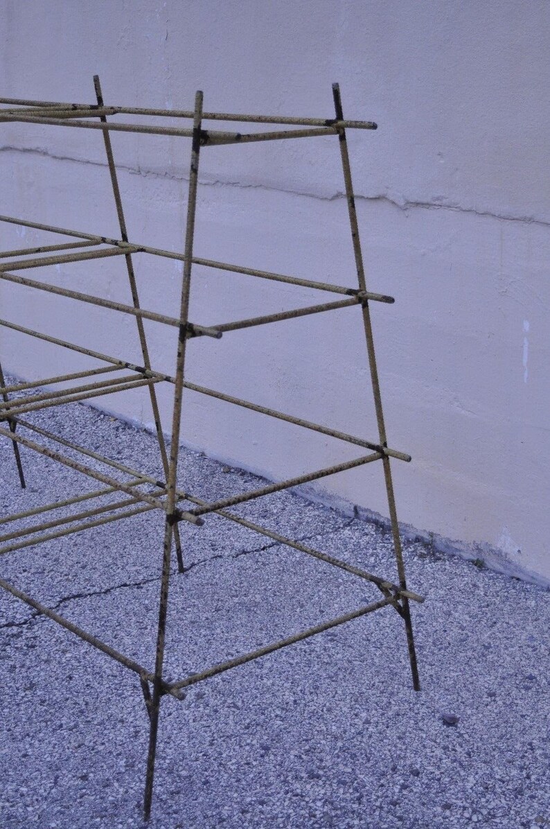 Industrial Modern Iron Rebar Shelf Rusty Yellow Display Bookcase ...