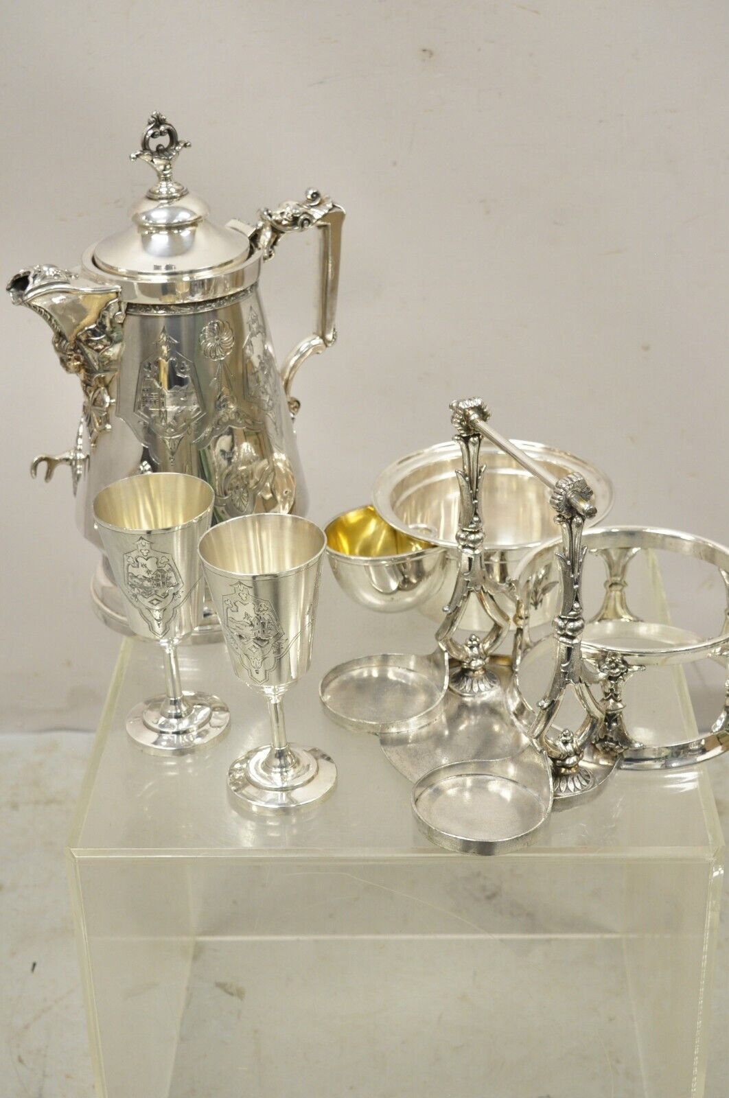 Racine Silver Plated Victorian Tilting Lemonade Water Pitcher on Stand ...