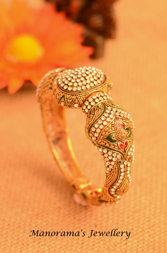 Grand bangles designs store