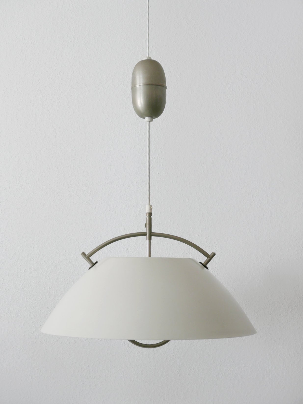 Wegner pendant store