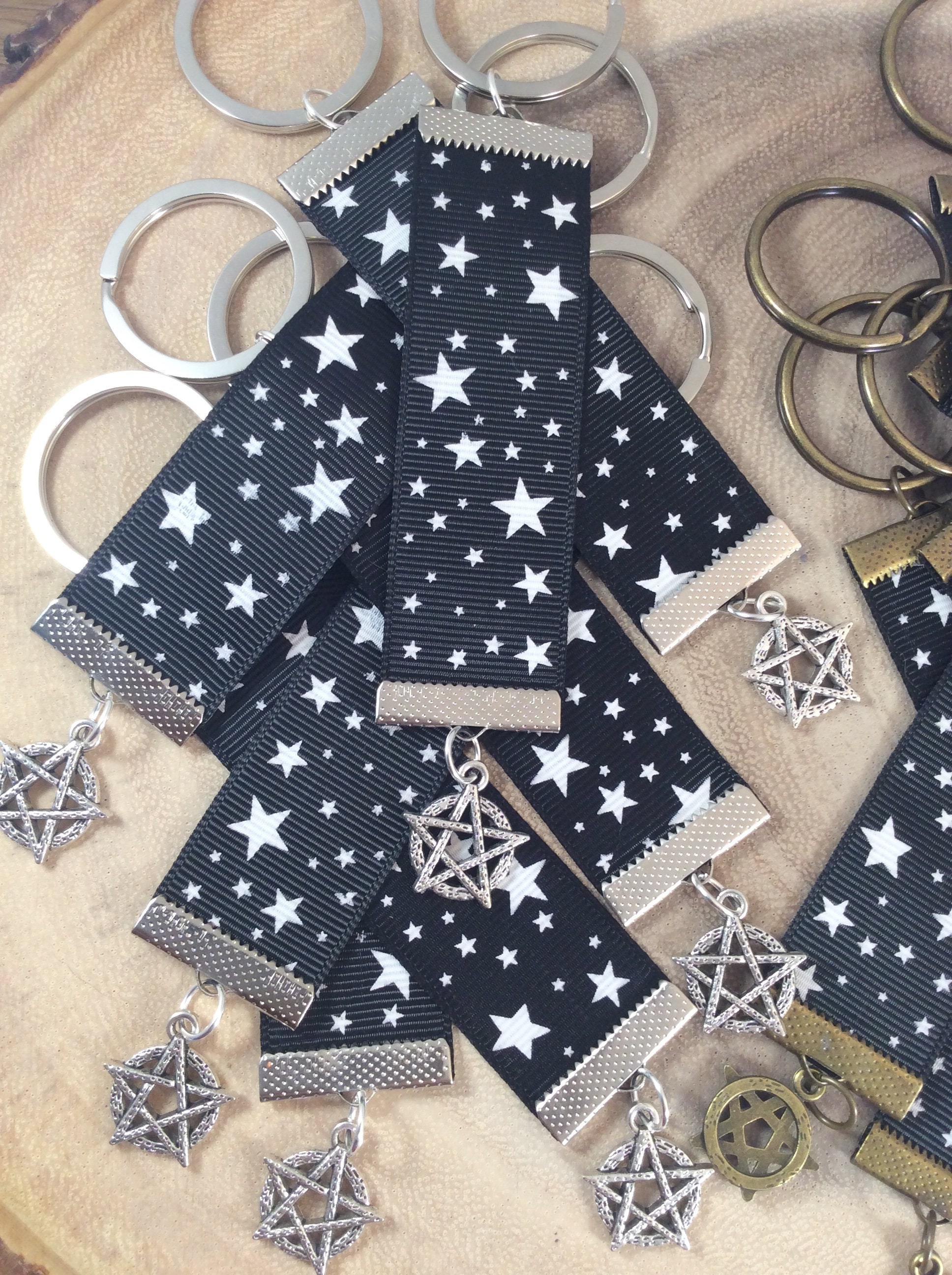 Pentacle gothic key fob Pentagram pagan key ring | Etsy