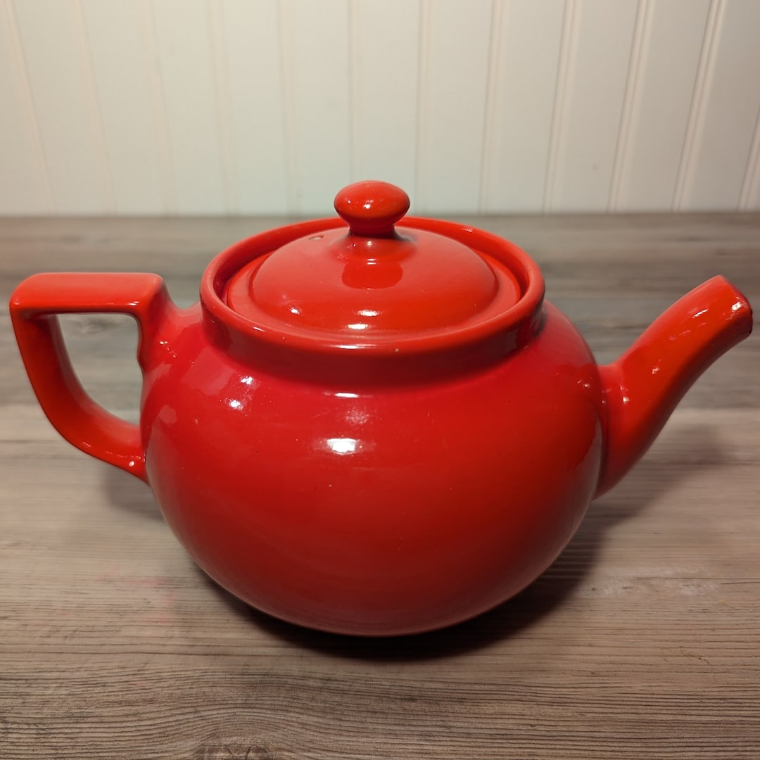 Red Hall Pottery Ceramic Teapot 1950s Farmhouse Country Holiday ...