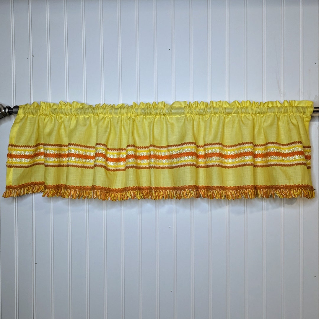 Authentic 1970s Yellow Kitchen Valance Fringe Accents Vintage Window ...