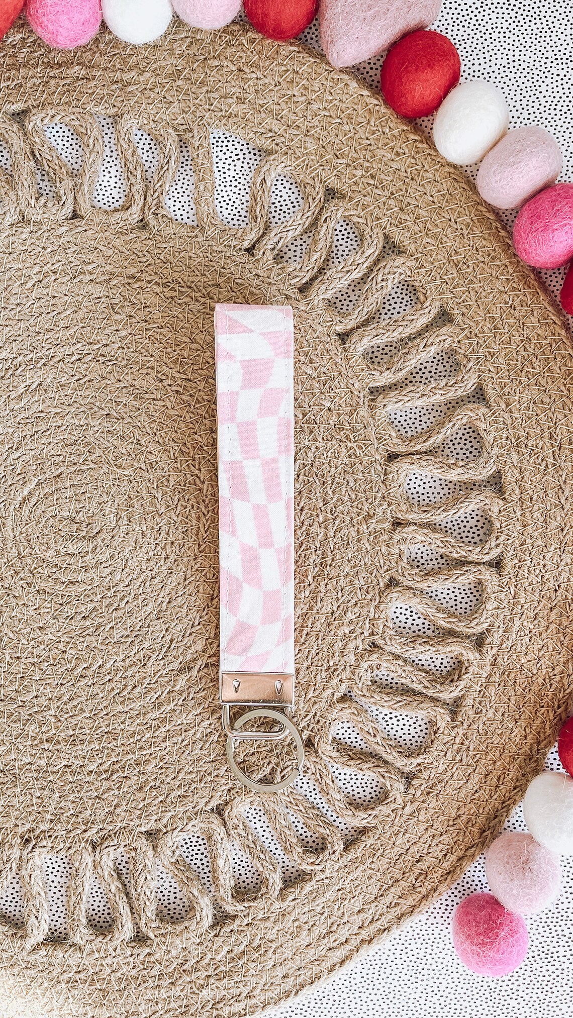 Wavy Pink Checkered Key Fob | Valentine's Day Wristlet | Galentine's ...