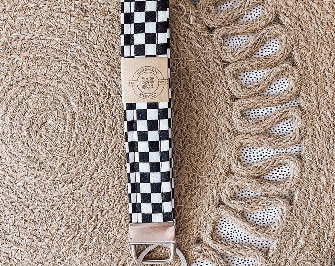 Black Checkered Key Fob | Mini Checker Wristlet | Keychains - Etsy