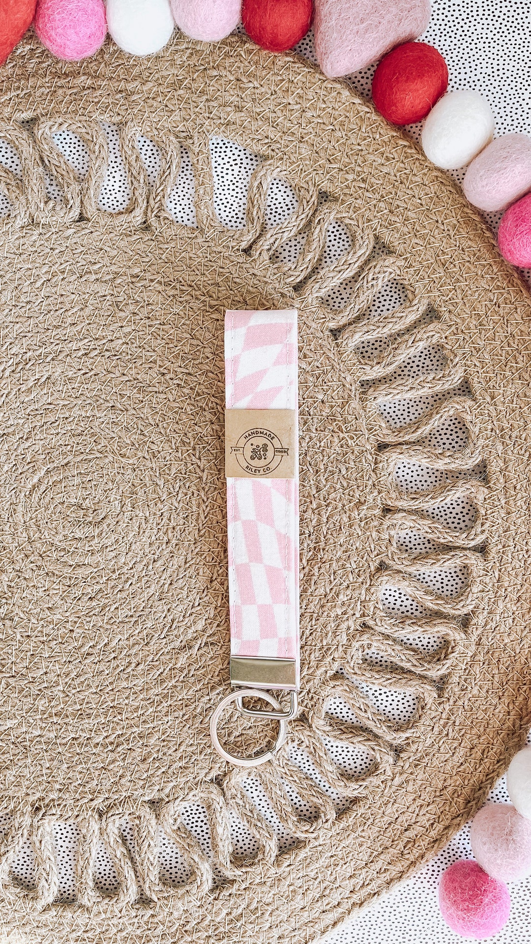 Wavy Pink Checkered Key Fob | Valentine's Day Wristlet | Galentine's ...