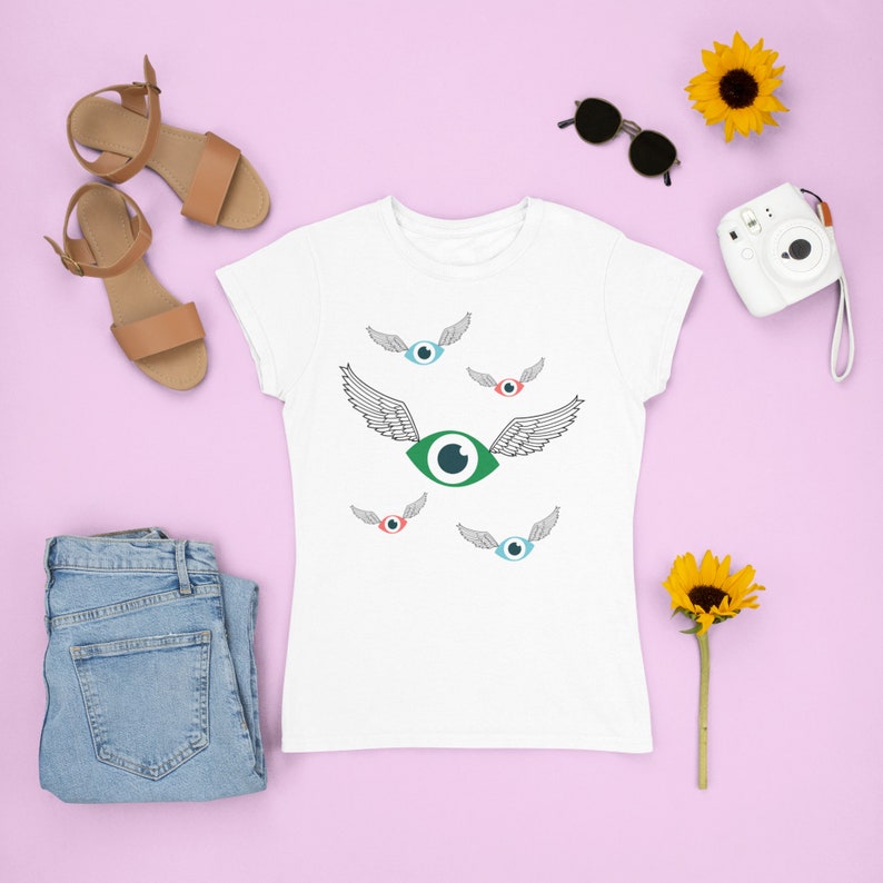 Weirdcore Flying Eyes Graphic Tees, Dreamcore Wings T Shirts, Goth Alt ...