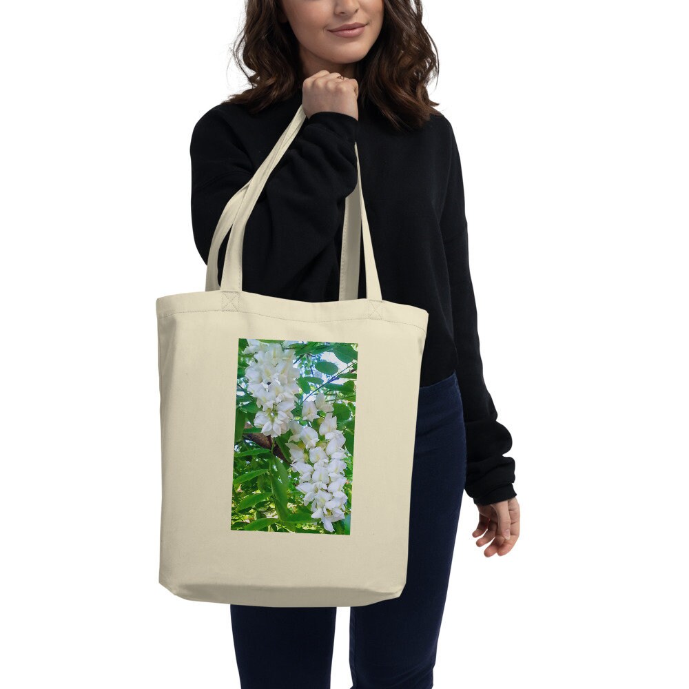 Summer Blossom Bookbag, White Flower Bouquet Farmers Market Tote Bag ...