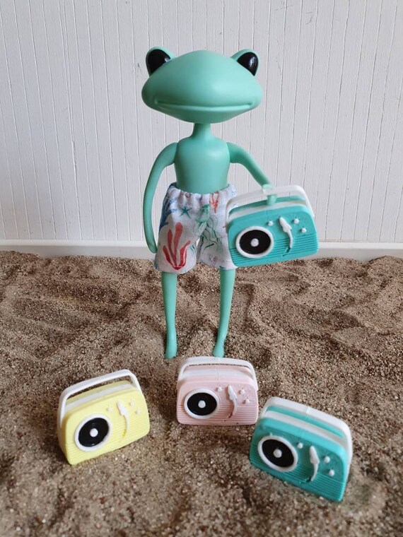 Radio for WONDER FROG - Etsy