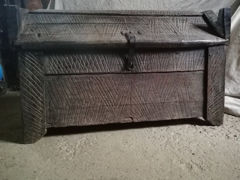 Scandinavian Carved Ark Oak Chest,trunk for Flour 16-17th. - Etsy