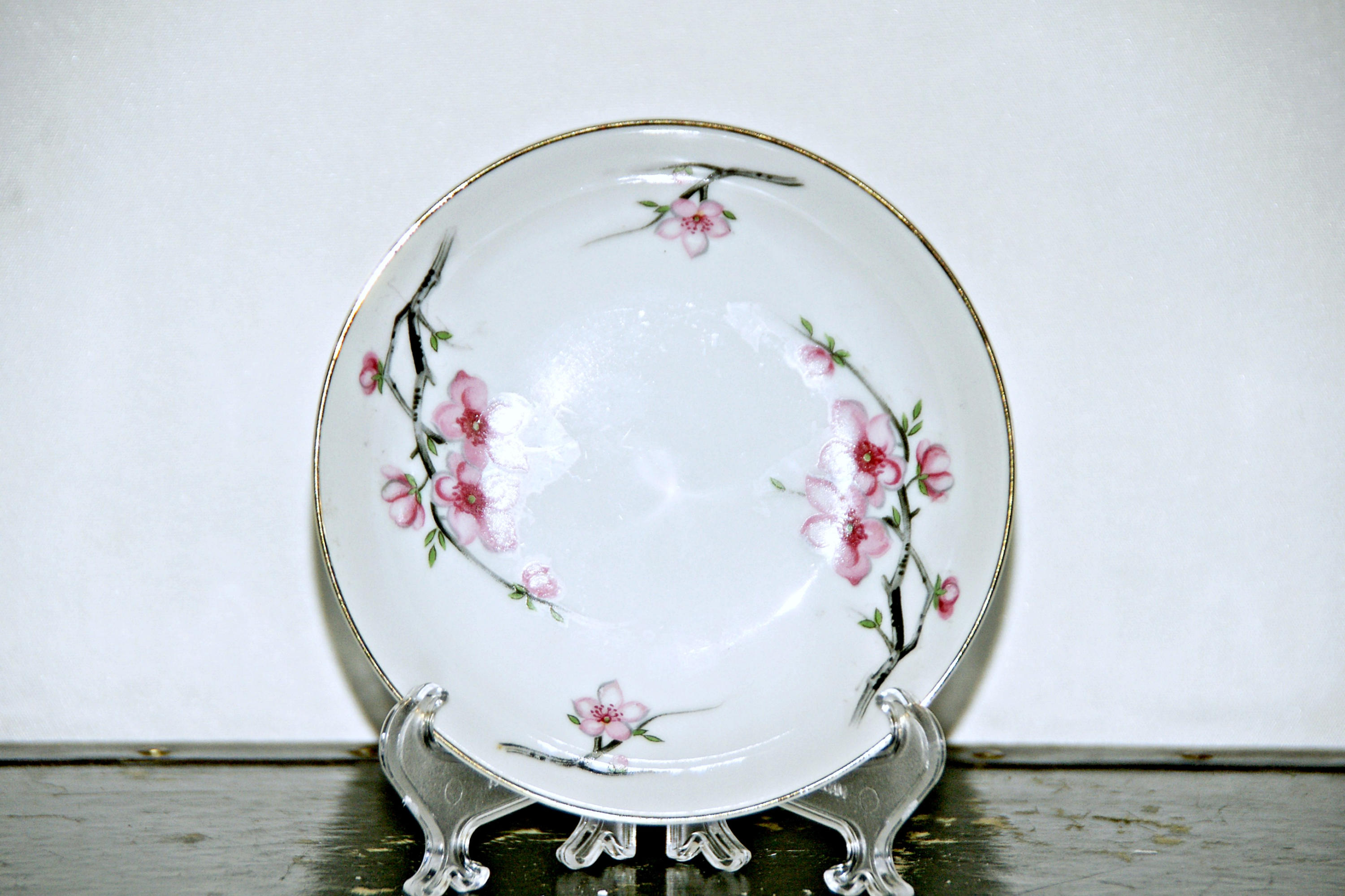 Diamond China Cherry Blossom Berry Bowl, Made in Japan, Pink Floral ...