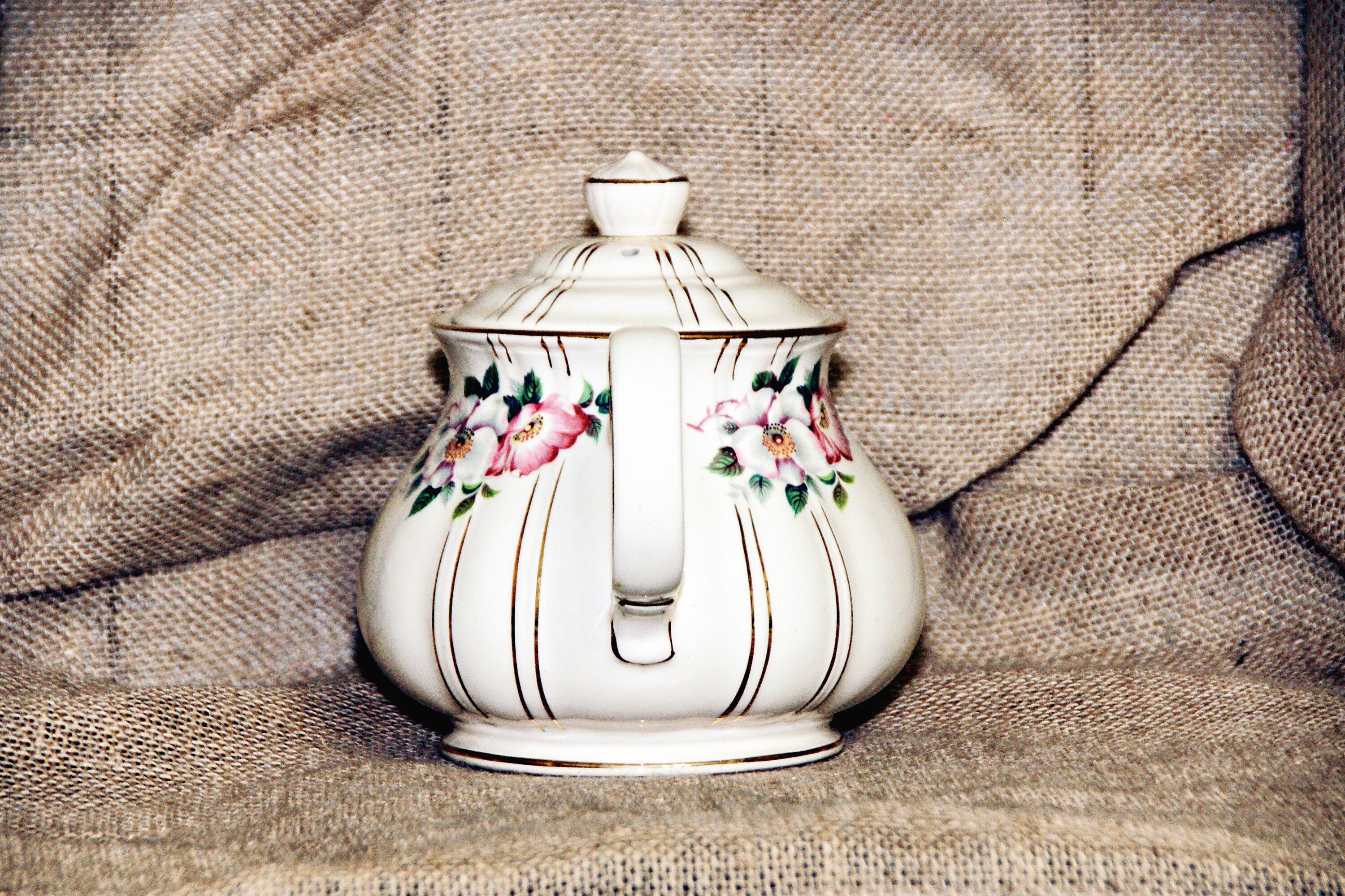 Sadler Wild Rose Teapot, 6 Cup, Made in England, Gilded, Striped ...