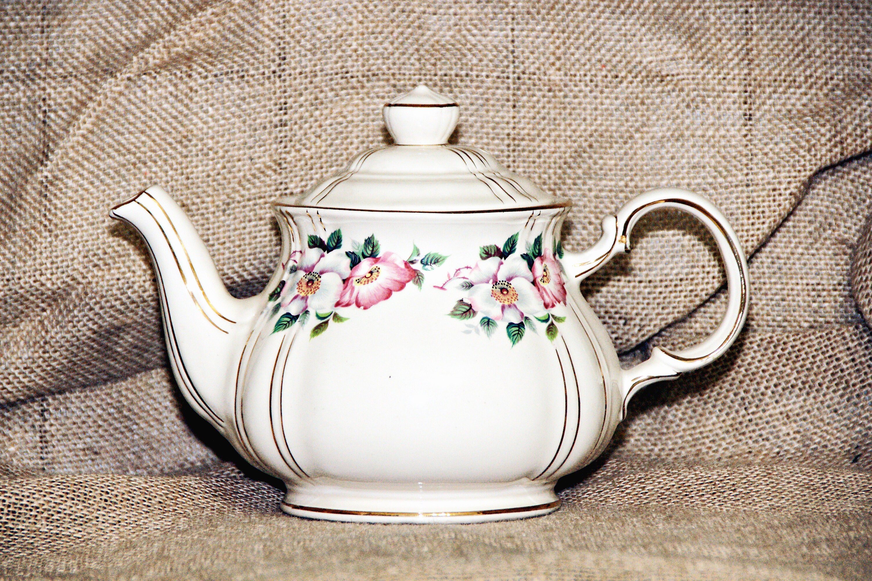 Sadler Wild Rose Teapot, 6 Cup, Made in England, Gilded, Striped ...