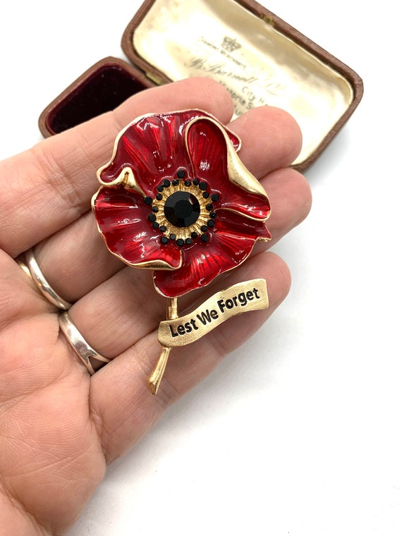 Large Red Poppy Remembrance Sunday Enamel Brooch ' Lest We - Etsy