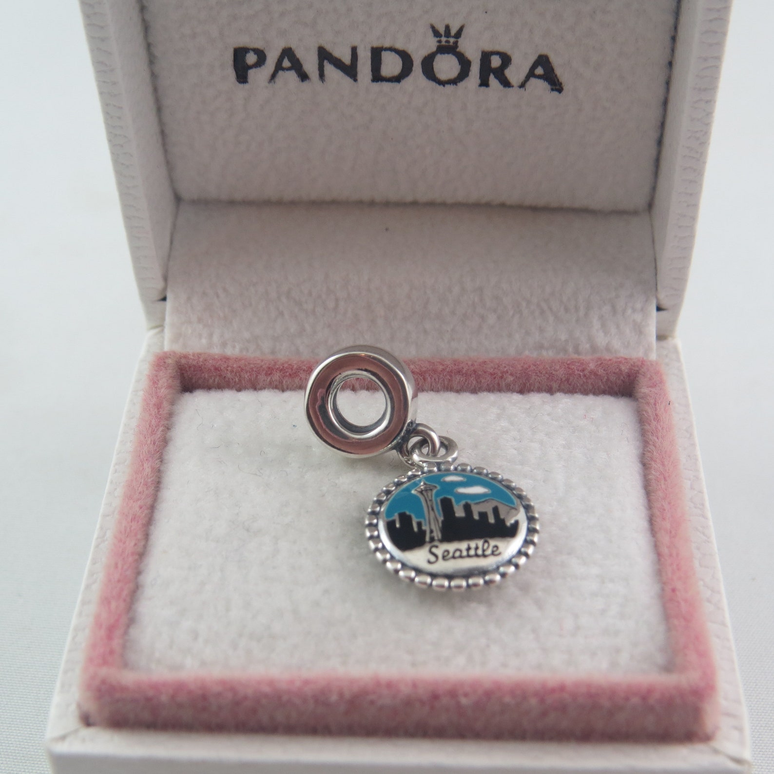 Pandora Seattle Skyline Country Travel Destination Charm | Etsy