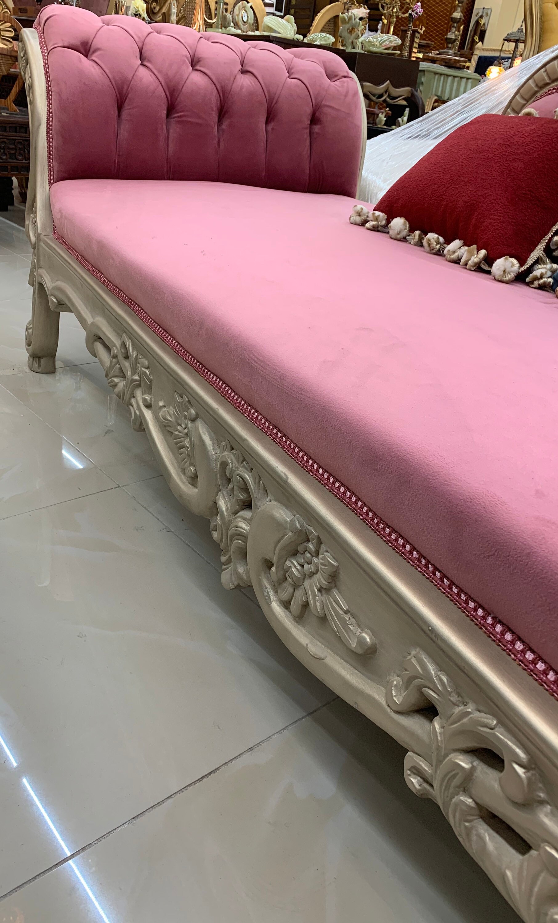 Luxurious French Style Chaise Lounge / Handmade Pink Unique Chaise ...