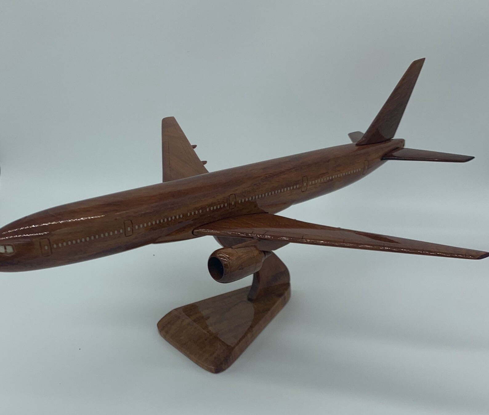 Boeing 777 Wooden Pilot Gift / Triple 7 Plane / Flight - Etsy