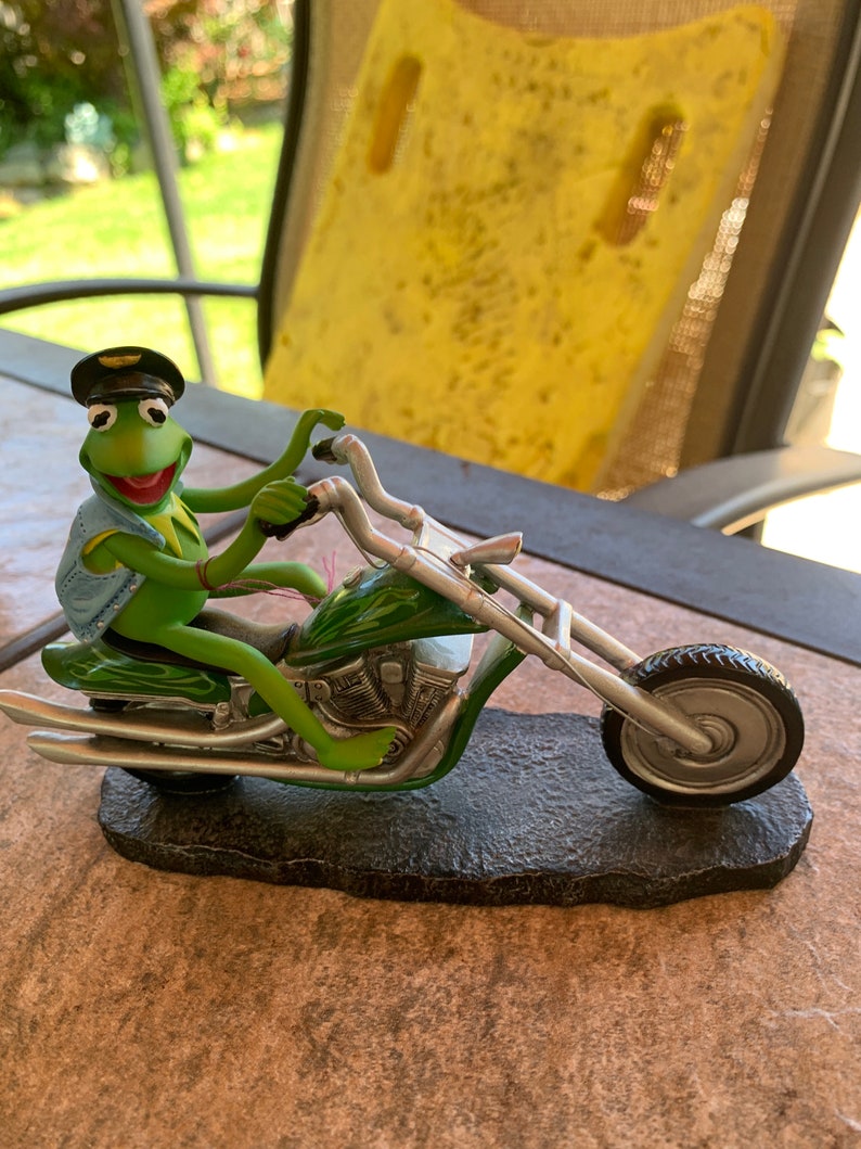 Kermit the Frog Motorcycle Rider, Easy Green Rider, Muppet Motorcycle ...