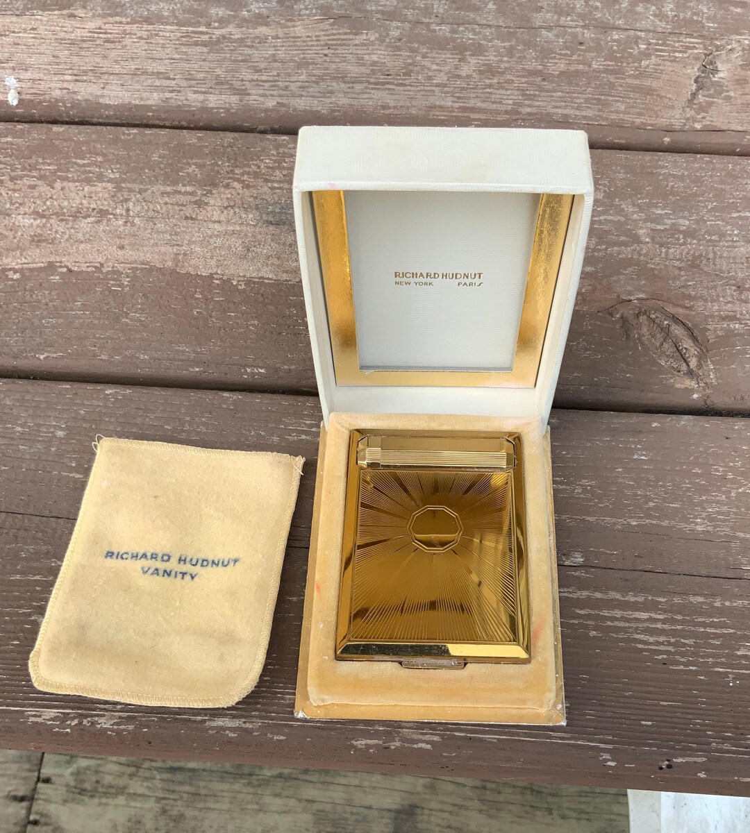 Richard Hudnut Vintage Compact, Vintage Compact With Original Box and ...