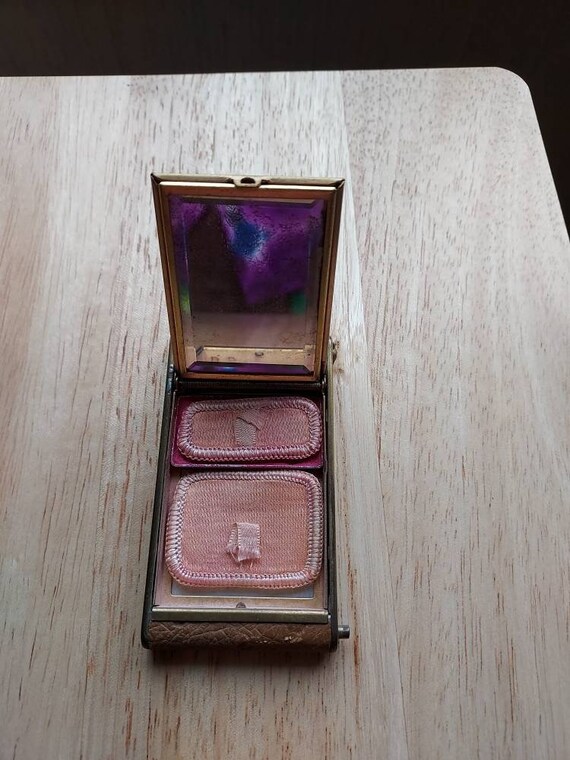 Vintage Compact by Girey, Figural Camera Compact, Gi… - Gem