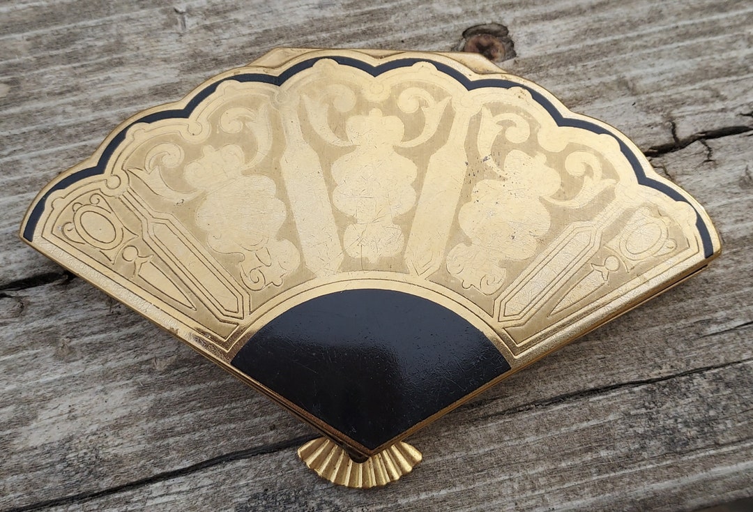 Henriette Fan Compact, Figural Compact, Collectible Compact, Vintage ...