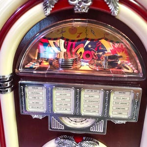 Vintage Replica Mini Jukebox 1946 Design AM/FM Classic Lighted Radio ...
