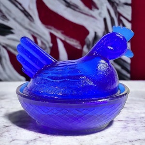 Vintage Small Cobalt Blue Glass Nesting Hen Chicken on Nest Basket ...