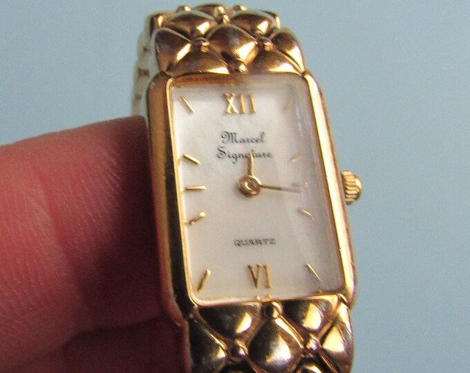 Vintage Women's Marcel Signature Gold Tone Watch Works Well Free ...