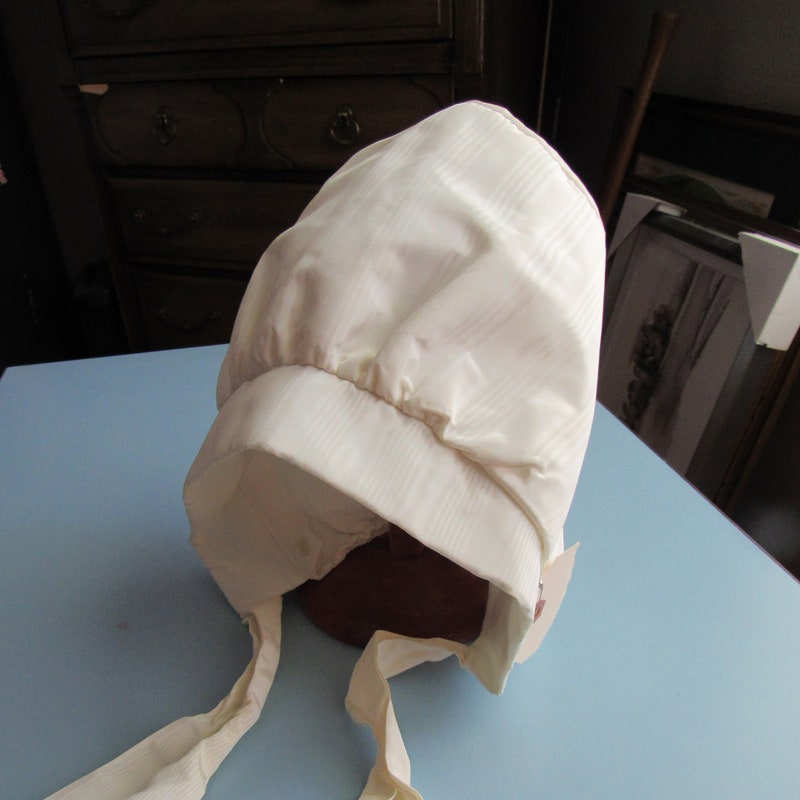 Pioneer Bonnet - Etsy