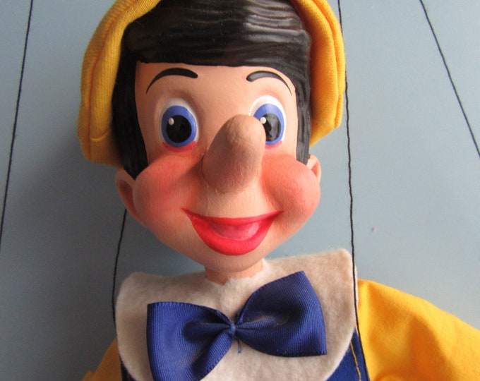 Vintage Pinocchio Marionette Puppet Walt Disney Rici Wood Resin Free ...