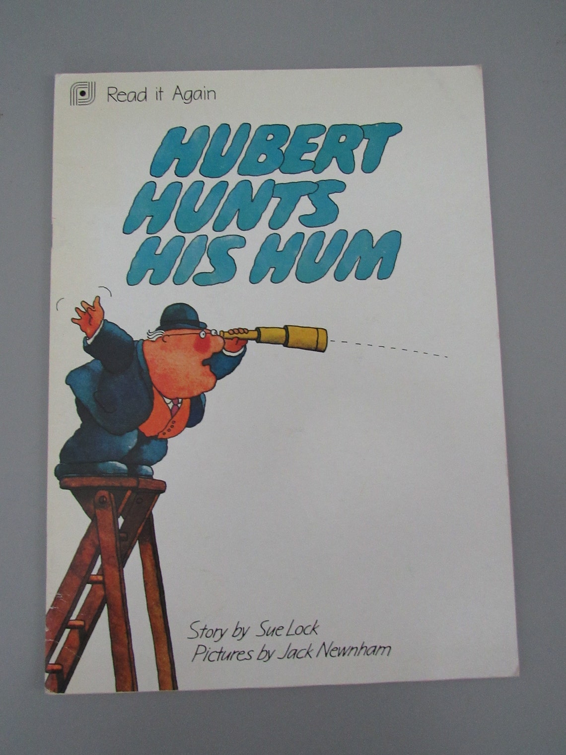 Hubert Hunts His Hum by Sue Lock 1980 Free Shipping - Etsy
