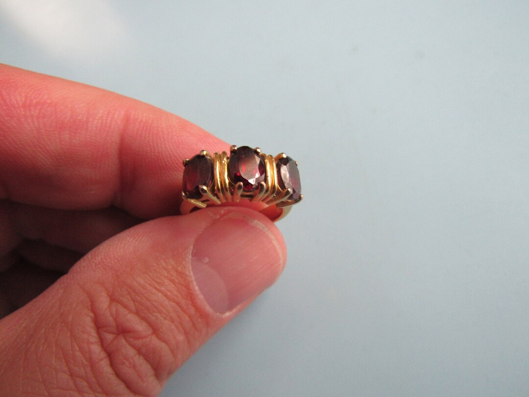 Vintage Gold Tone Red Rhinestone Ring Size 4 Free Shipping - Etsy
