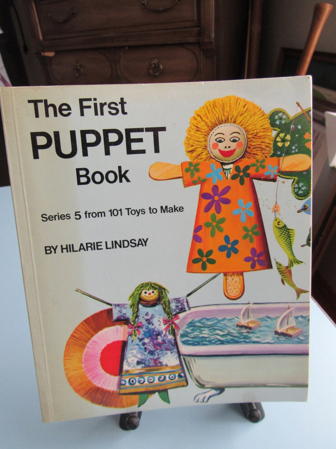 The First Puppet Book by Hilarie Lindsay 1978 Free Shipping - Etsy