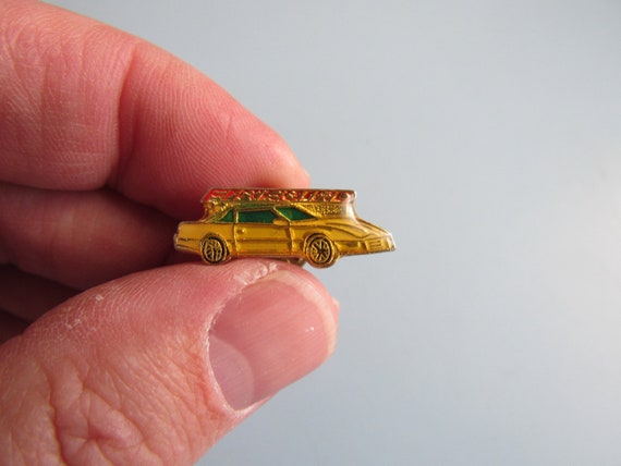 Vintage Firebird Pin 1980s Free Shipping - Gem