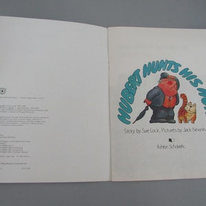 Hubert Hunts His Hum by Sue Lock 1980 Free Shipping - Etsy