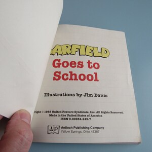 Garfield Goes to School Jim Davis 1988 Free Shipping - Etsy