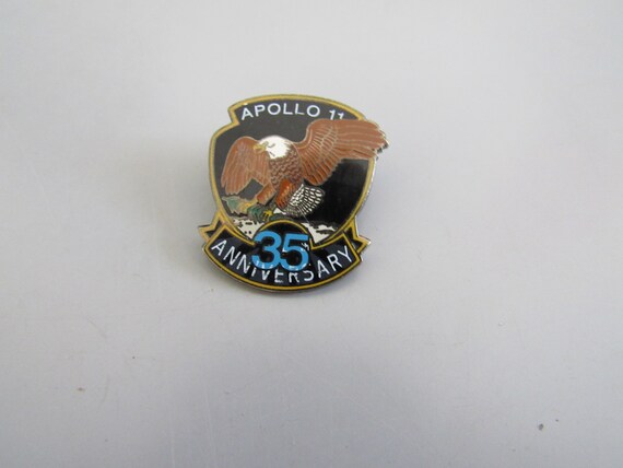 Vintage Apollo 11 Pin NASA Free Shipping - Gem