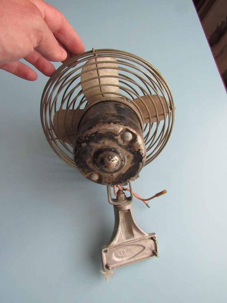 Vintage Bergstrom Truck Bus Dash Fan Free Shipping - Etsy