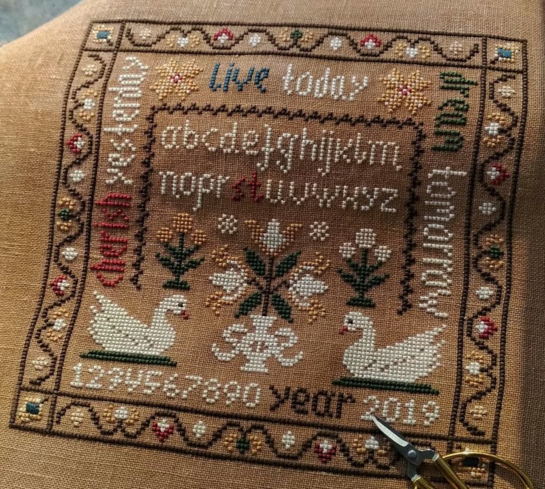 Swans by Stitches Through the Years, Digital Download Pattern - Etsy