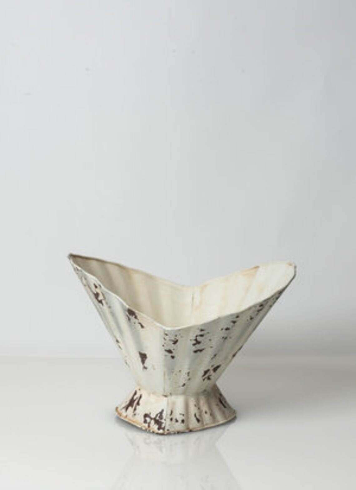 Blue Clamshell Pot Plant Decor for the Beach House Tin | Etsy