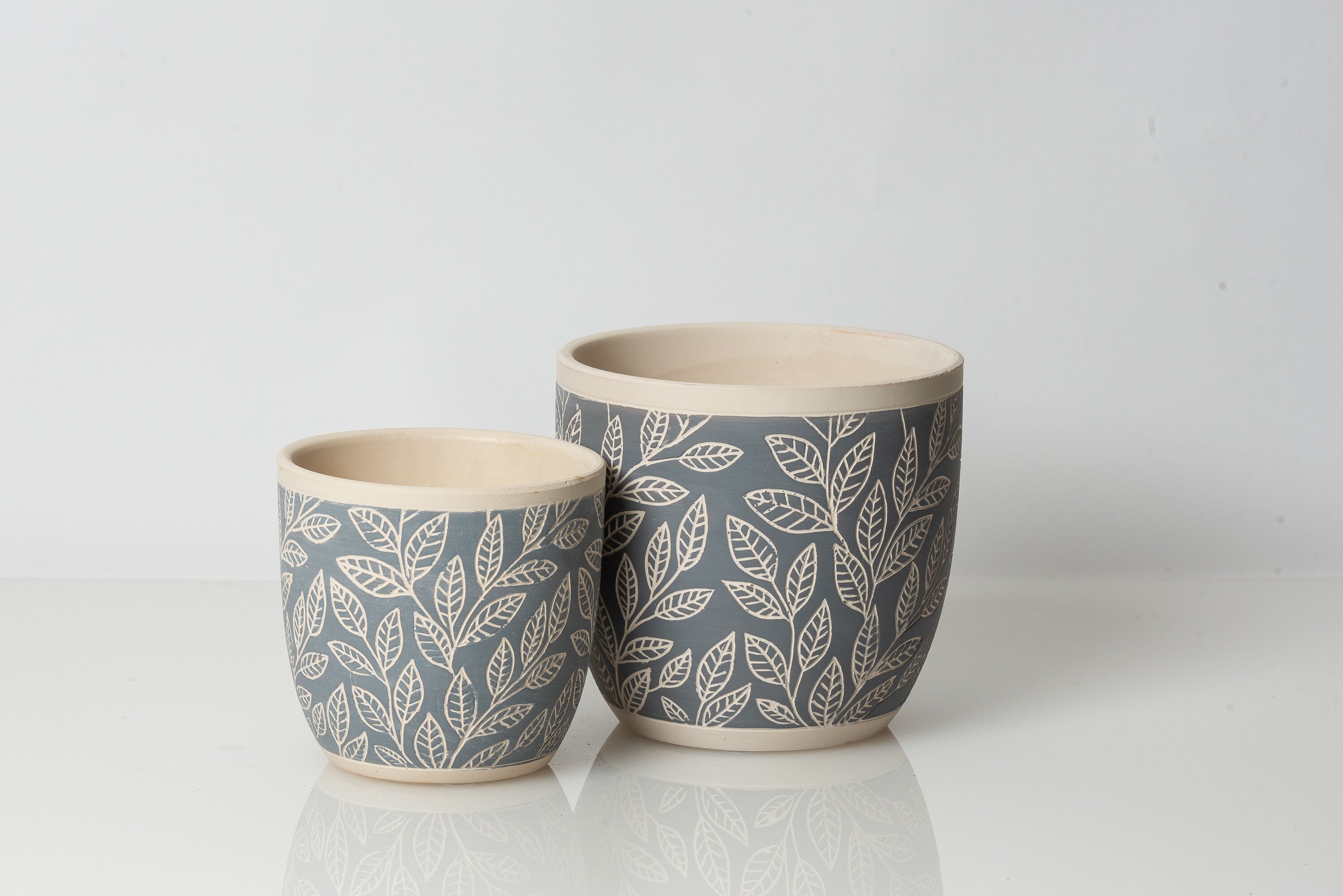 Leaf Decorated Pot, 5 Inch Pot, Gray Pot, Leaf Planter, Etched Pot ...