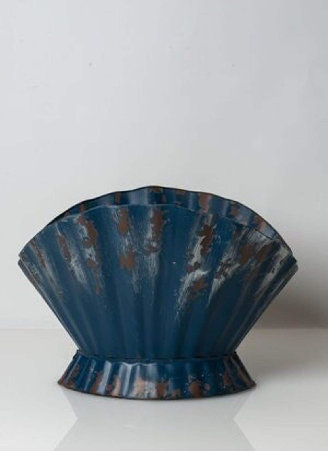 Blue Clamshell Pot Plant Decor for the Beach House Tin | Etsy