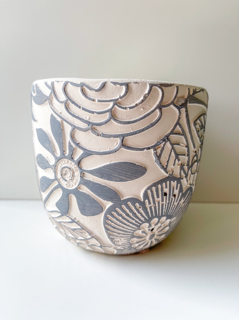 Large Gray Pot With Floral Design Embossed Pot 5 Pot - Etsy