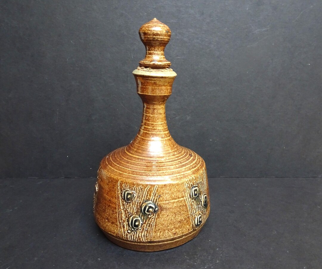 Denise or Rosemary Wren. Oxshott Pottery. Vessel or Vinaigrette Bottle ...